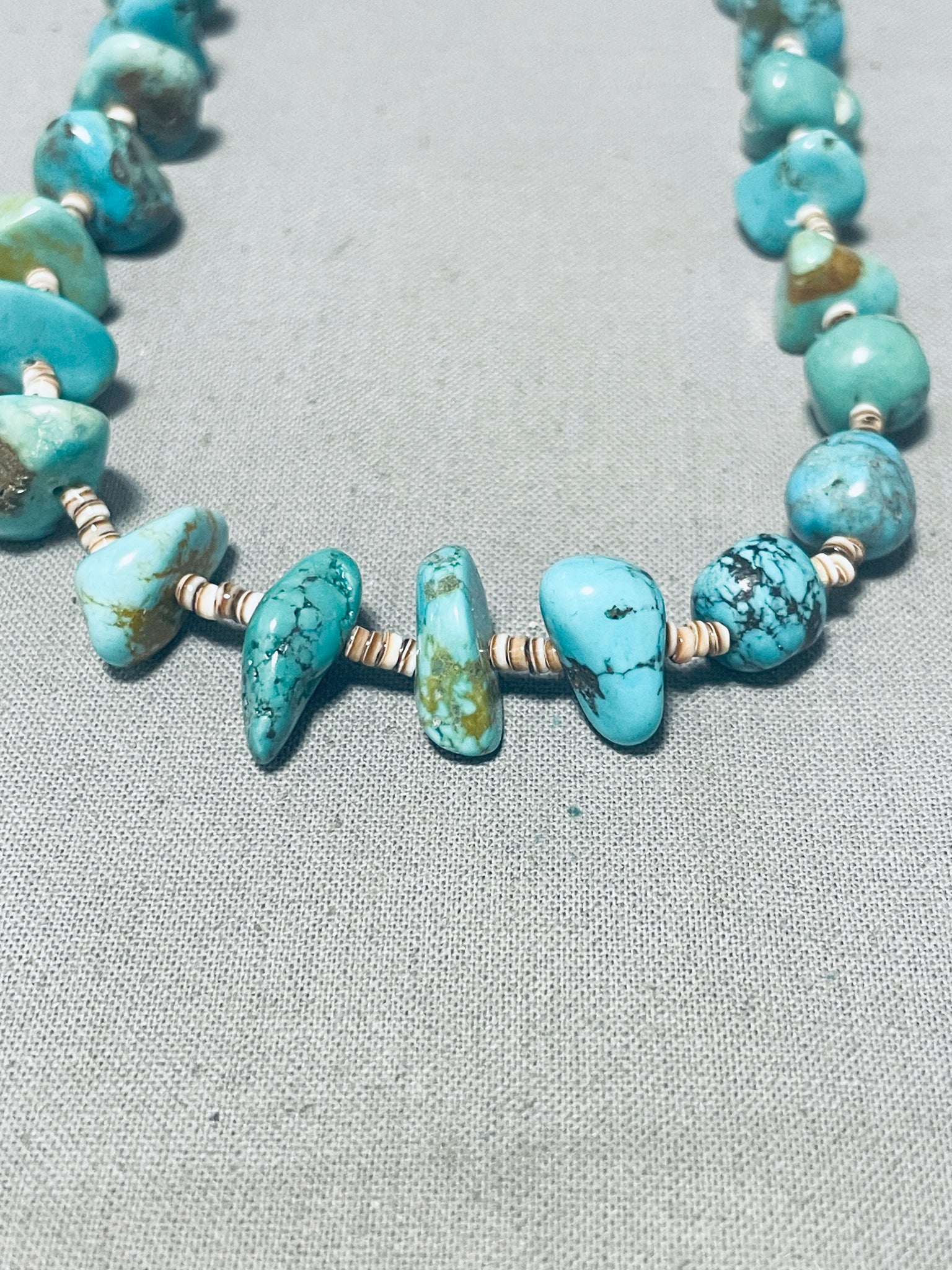 Native American Noteworthy Vintage Santo Domingo Turquoise Shell Neckl ...