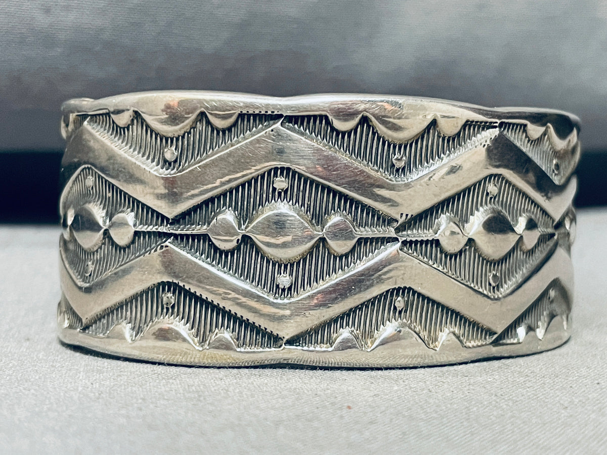 117 Grams Hand Tooled Heavy Vintage Native American Navajo Sterling Si ...