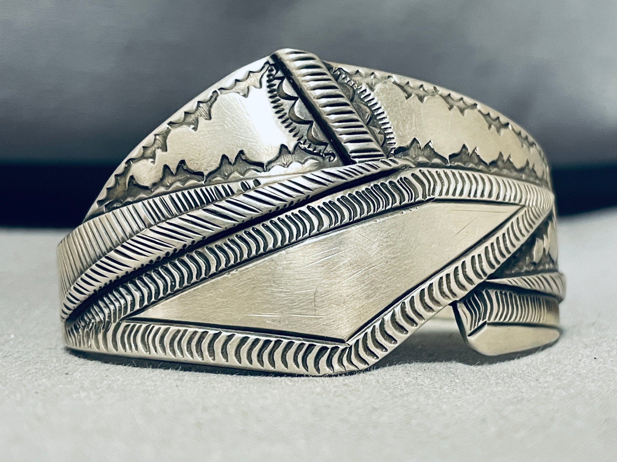 Wild Silverwork!! Vintage Native American Navajo Sterling Silver Brace – Nativo Arts