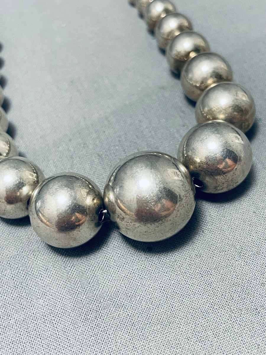 Important Balls Of Beads Vintage Native American Navajo Sterling Silve ...