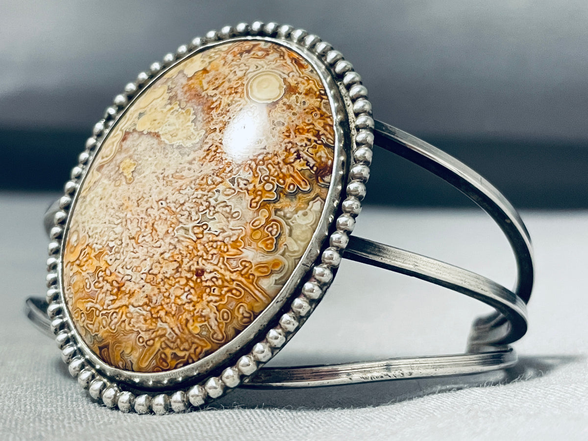 One Of The Best Vintage Native American Navajo Webbed Yellow Agate Ste ...