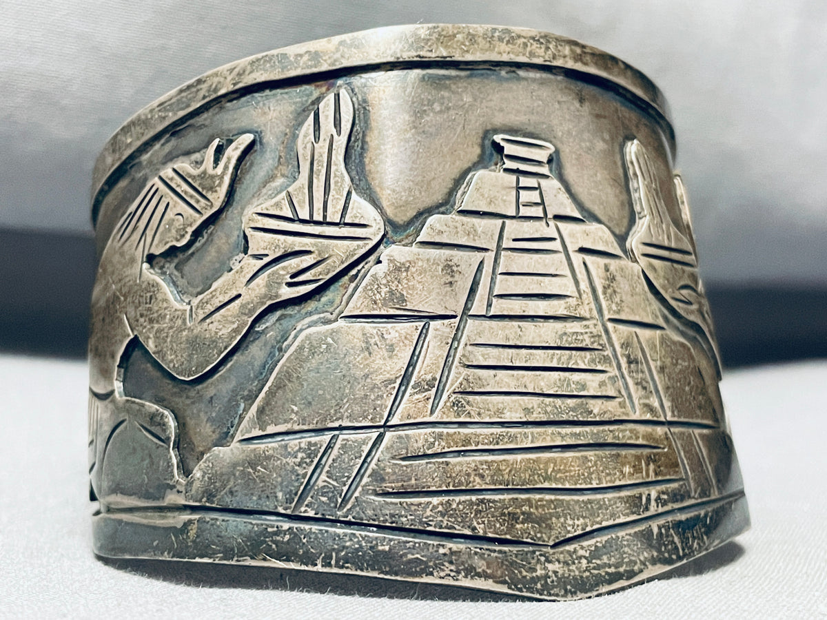 One Of The Most Unique Vintage Sterling Silver Temple Bracelet – Nativo ...