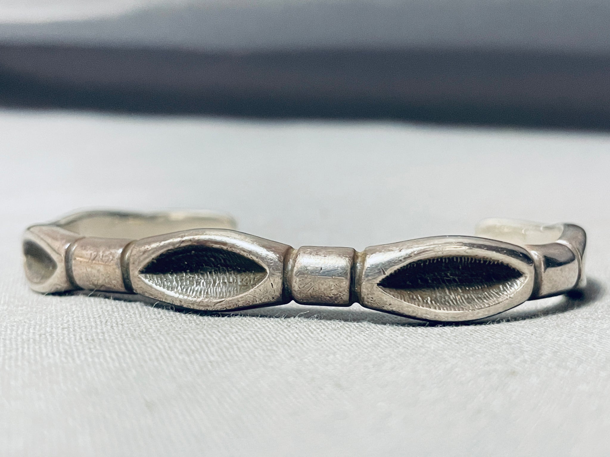 Very Important Vintage Native American Navajo Kenneth Begay Sterling S ...