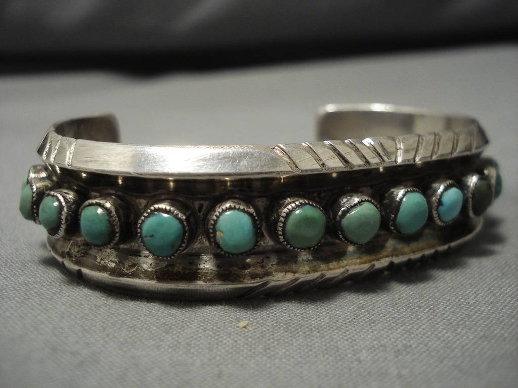 Collection Of Snake Eyes Turquoise Vintage Native American Navajo Ster ...