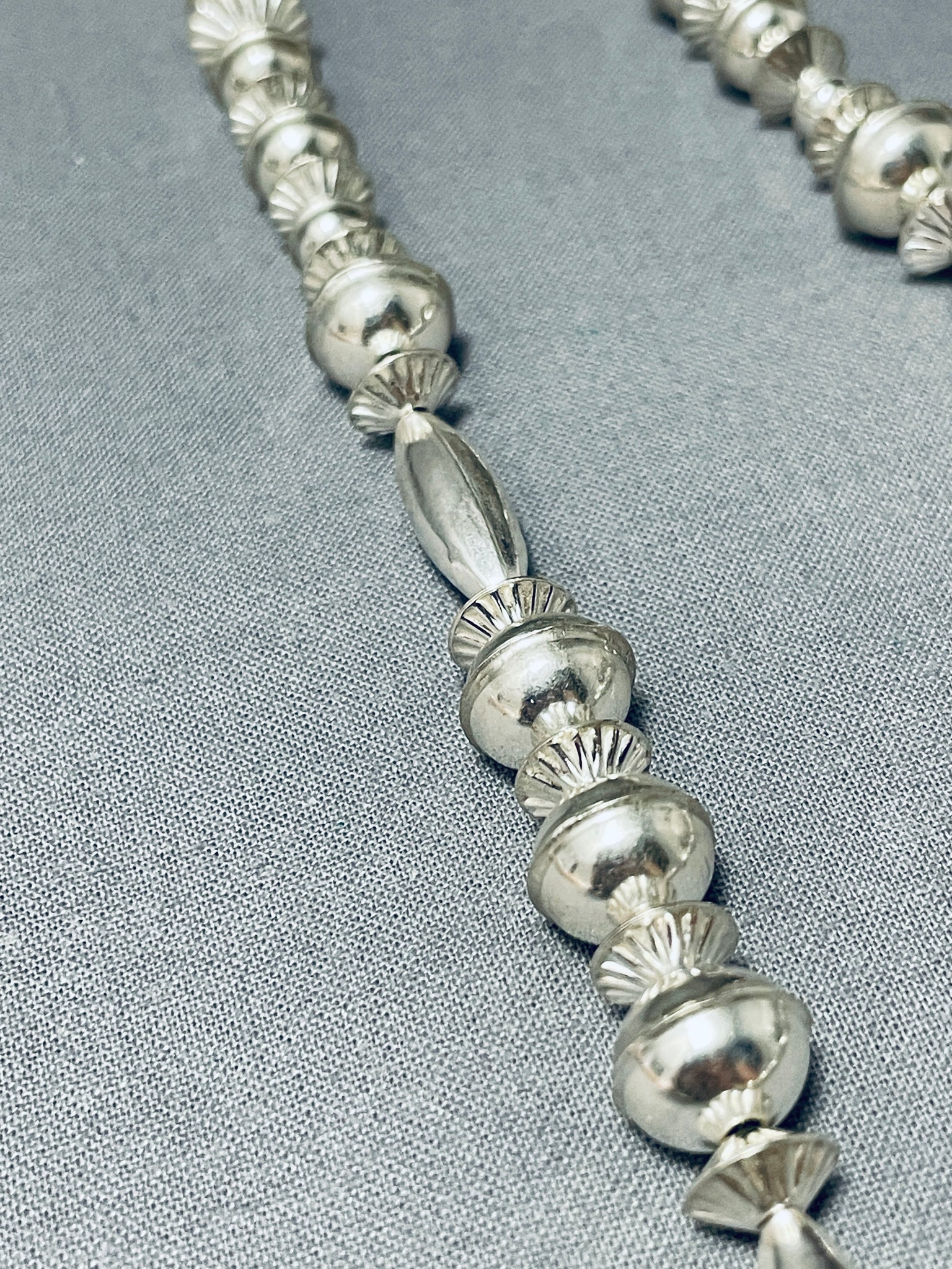 Hand Tooled Vintage Native American Navajo Sterling Silver Hogan Torpe ...