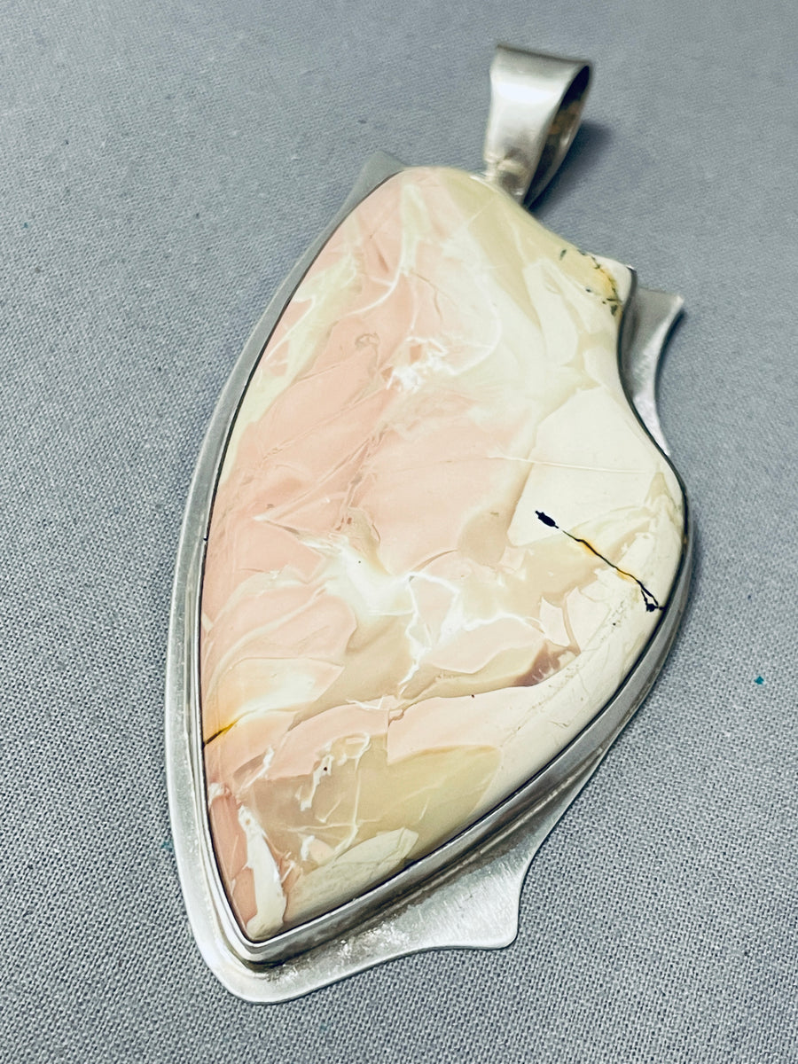 Exquisite Native American Navajo Pink White Agate Sterling Silver Pend ...