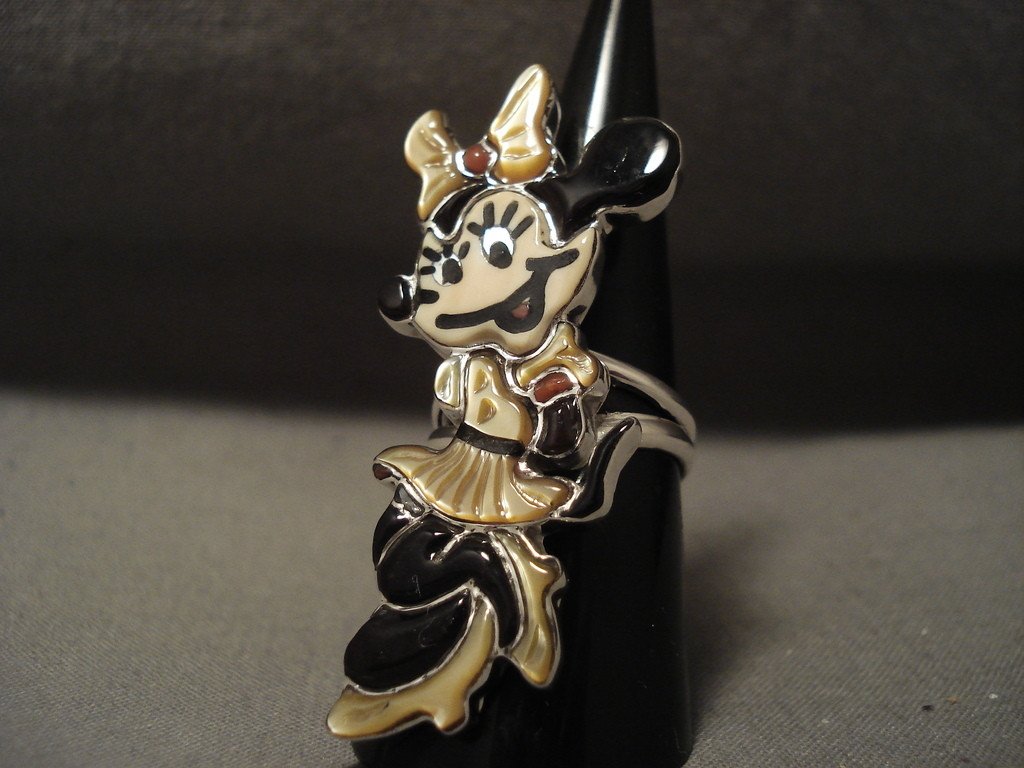 Extreme Detail Zuni Minnie Mouse Sterling Native American Jewelry Silv ...