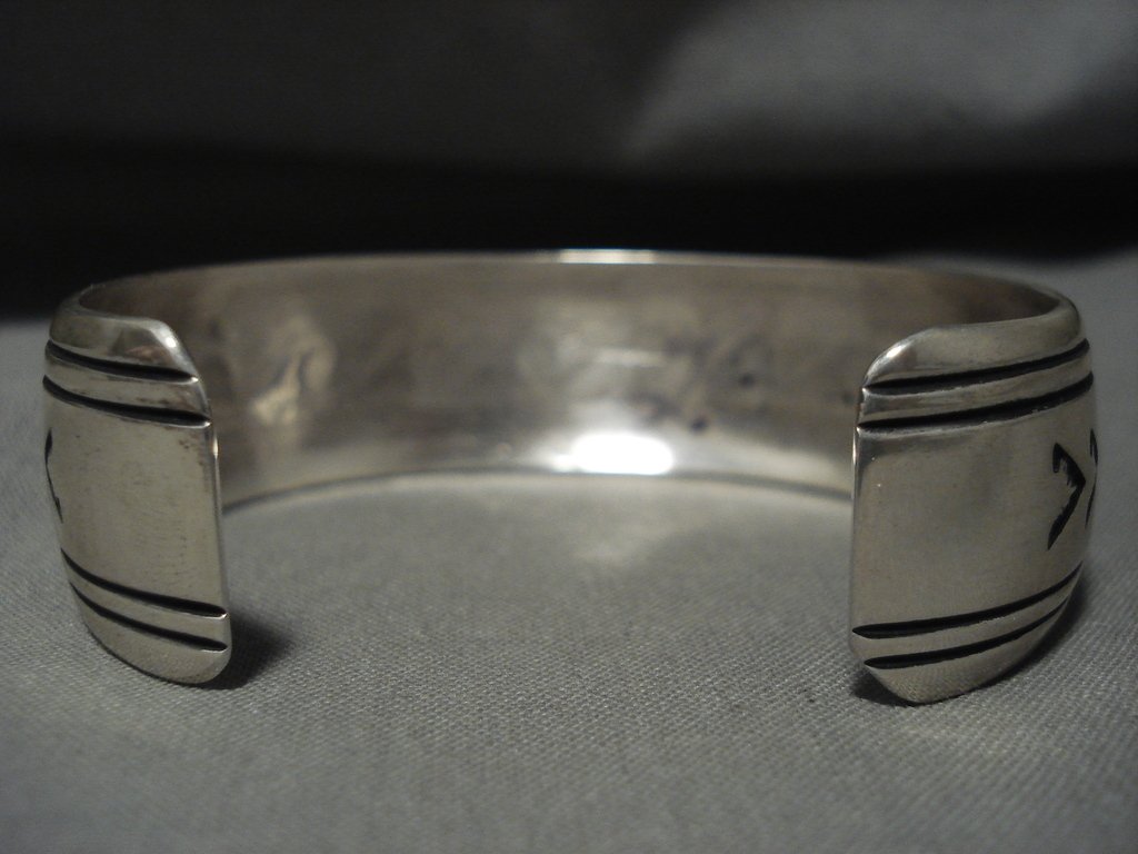 Guaranteed Authentic Vintage Navajo Thomas Singer 'Water Wave' Native ...