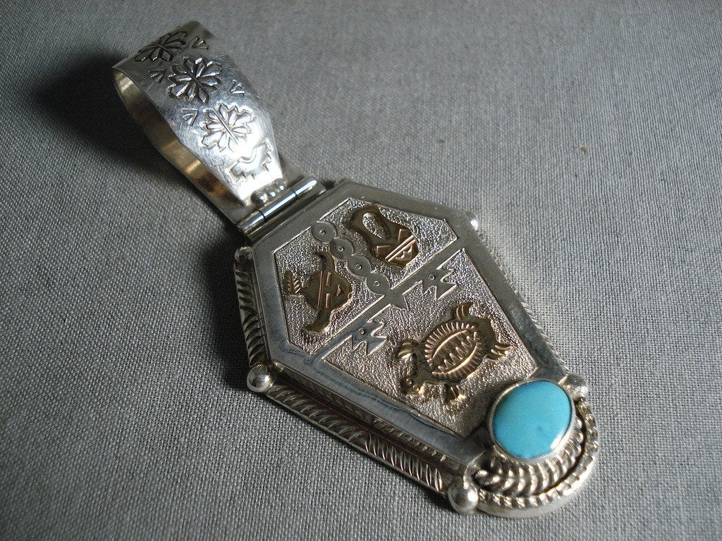Incredibly Detailed Vintage Navajo Gold And Native American Jewelry Si ...