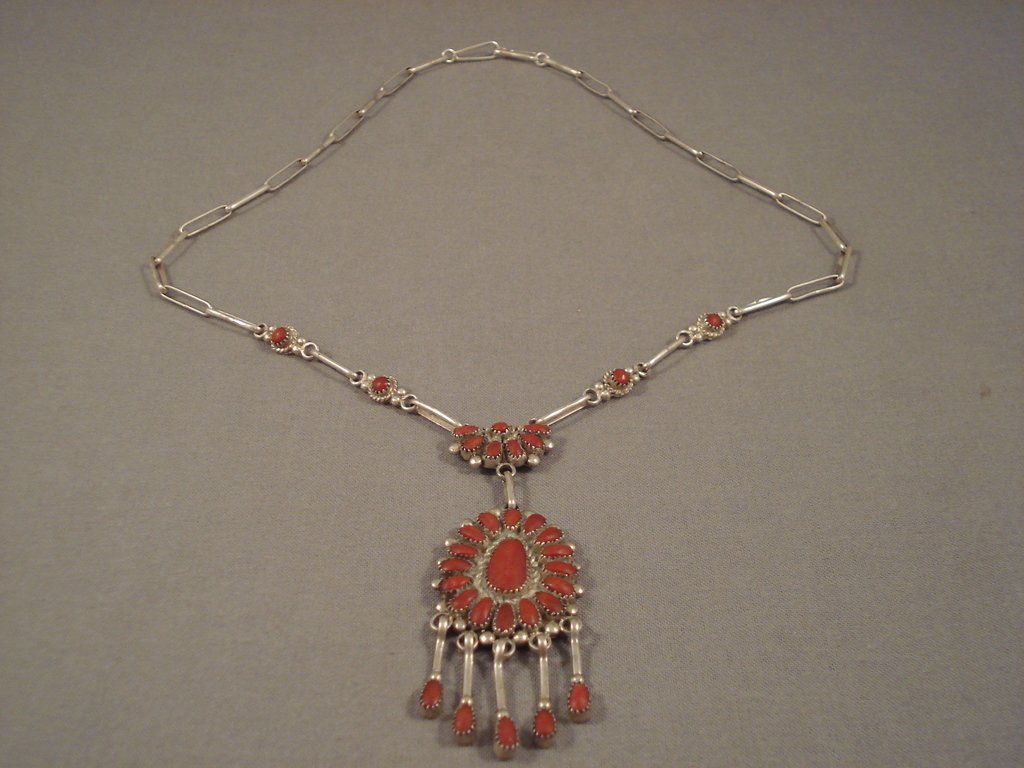 Museum Vintage 'Alice Quam' Daughter Zuni Coral Native American Jewelr ...