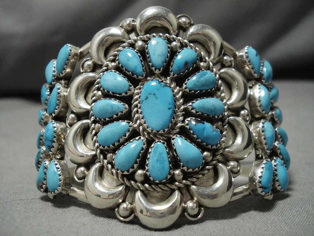 Museum Vintage Navajo Hand Wrought Sterling Silver Native American Bra ...
