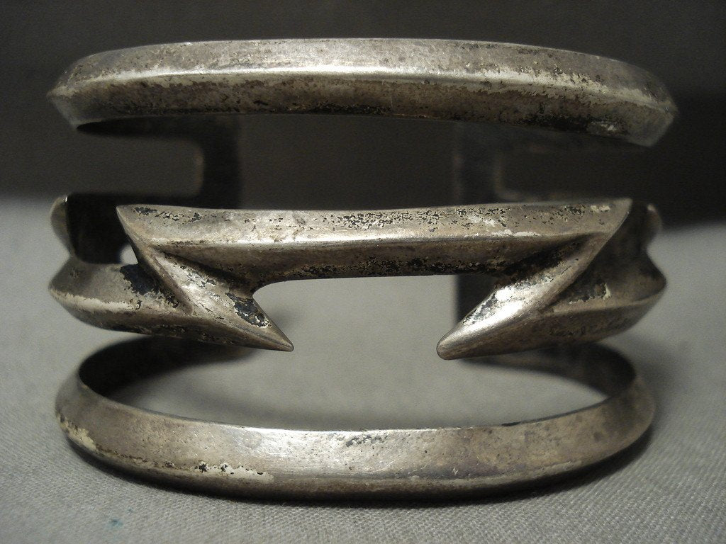 Museum Vintage Navajo 'Lightning Bolt' Native American Jewelry Silver ...