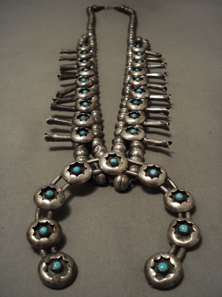 Museum Vintage Navajo 'Snake Eye Turquoise' Native American Jewelry Si ...